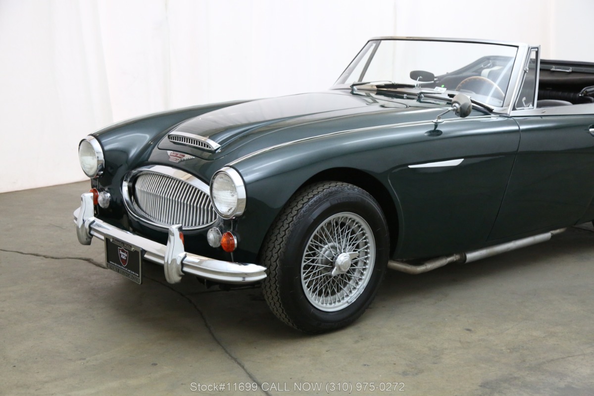 1967 Austin-Healey 3000 BJ8 Convertible Sports Car | Beverly Hills Car Club