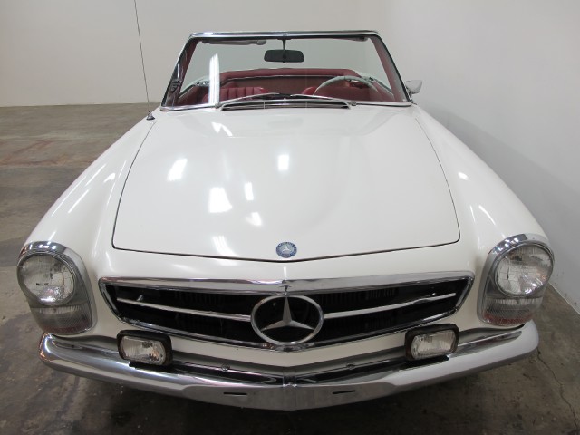 1970 Mercedes-Benz 280SL | Beverly Hills Car Club