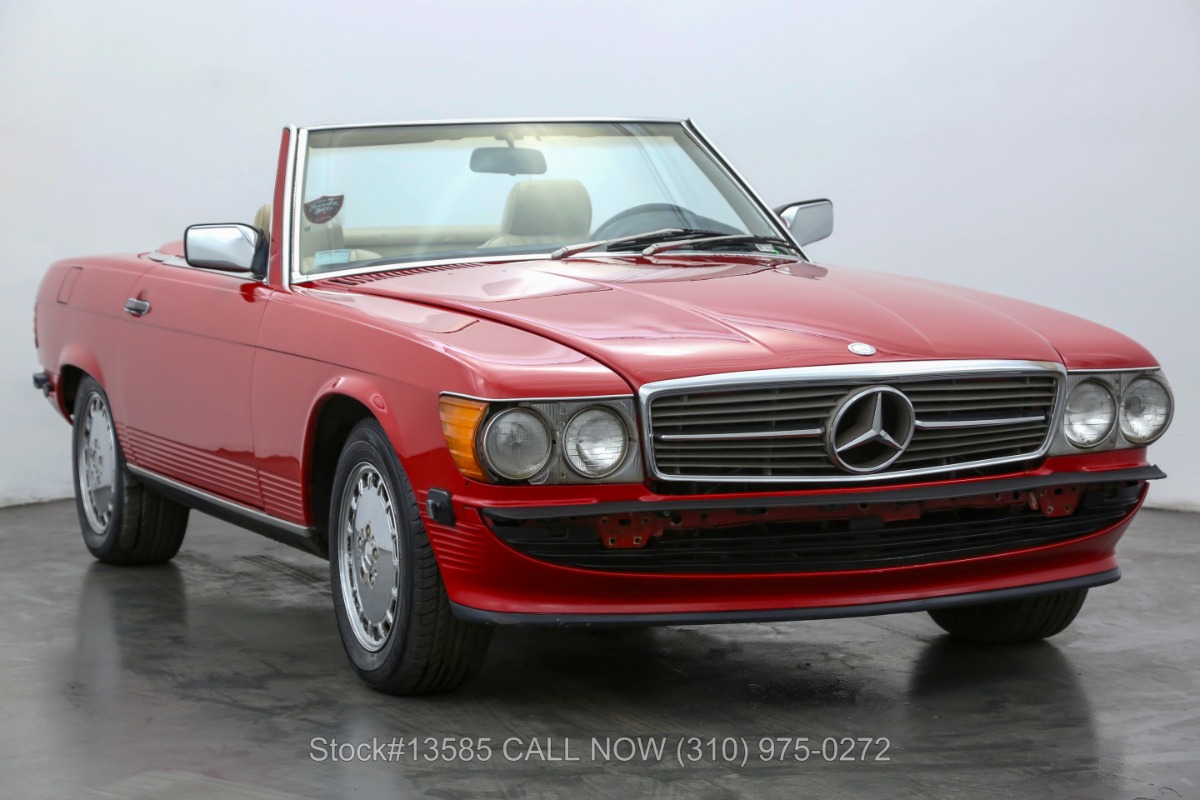 1986 Mercedes-Benz 560SL | Beverly Hills Car Club