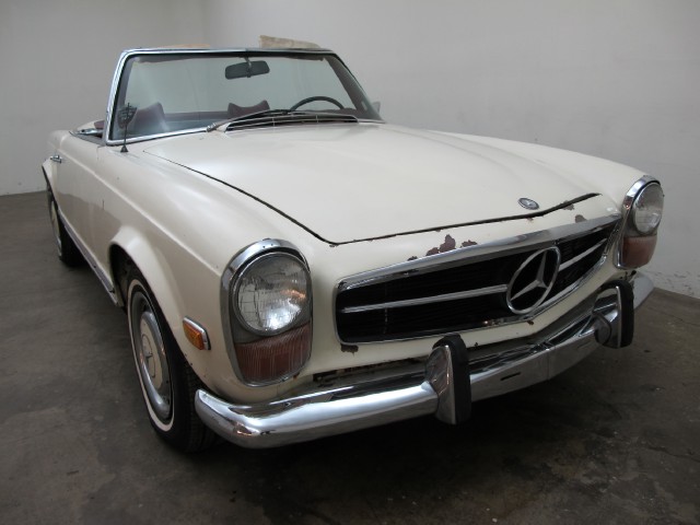 1970 Mercedes-Benz 280SL | Beverly Hills Car Club