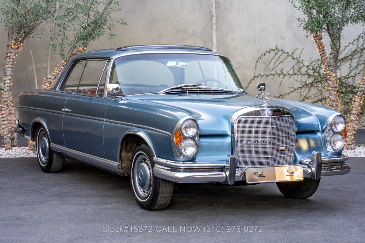 1963 Mercedes-Benz 220SEb Coupe | Beverly Hills Car Club
