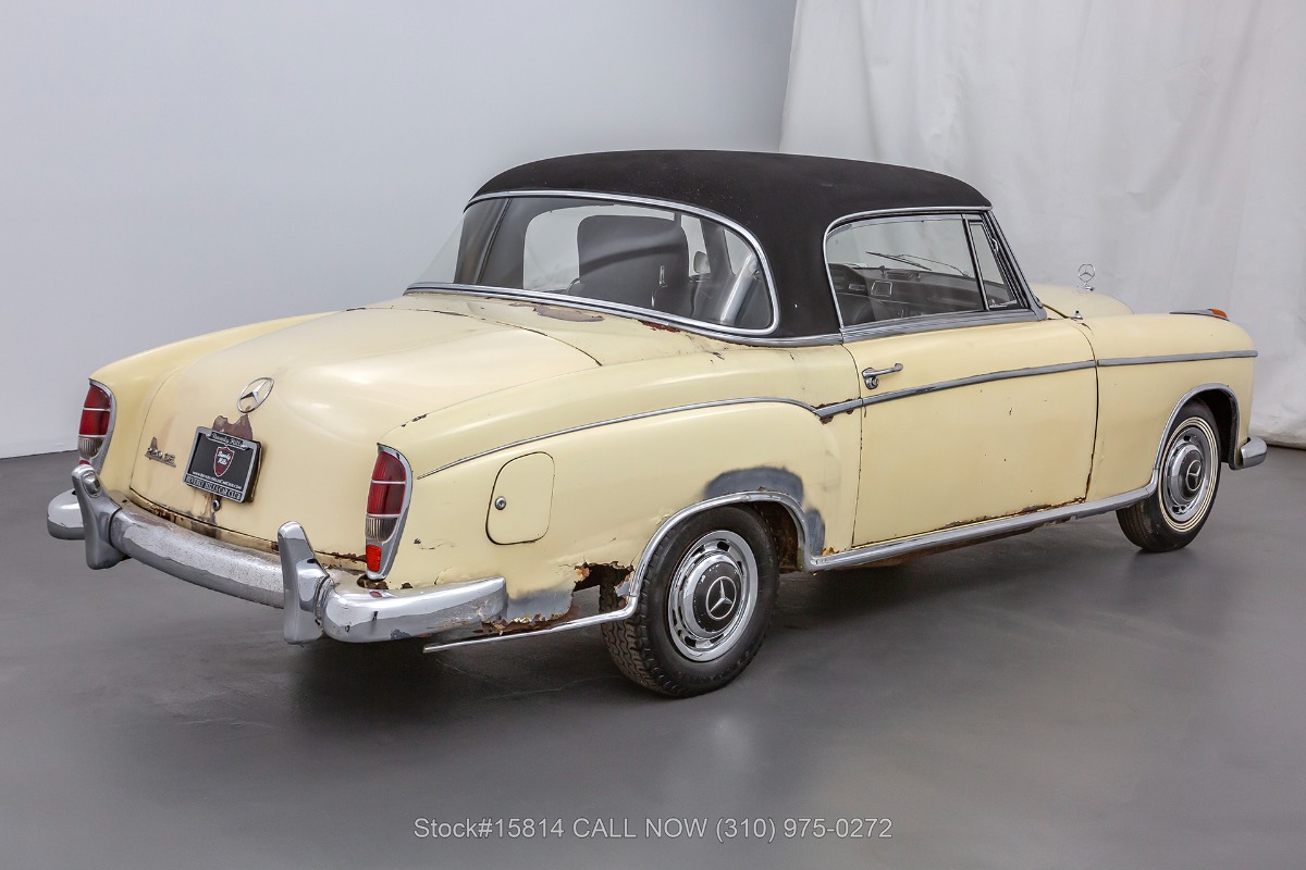 1960 Mercedes-Benz 220SE Coupe | Beverly Hills Car Club