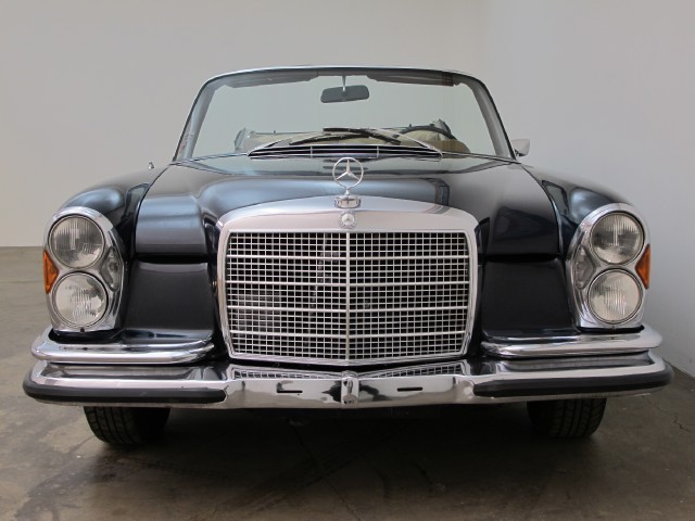 1968 Mercedes-Benz 280SE Cabriolet | Beverly Hills Car Club
