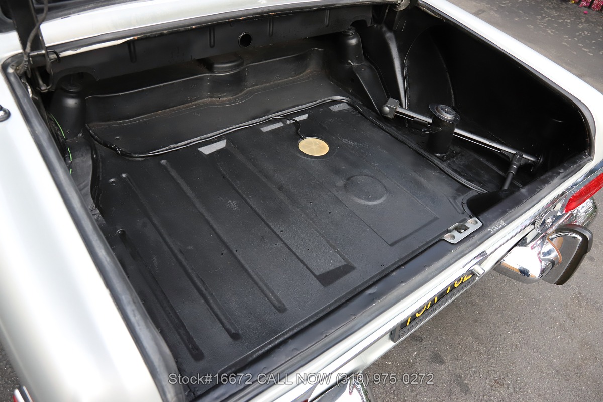 1969 Mercedes-Benz 280SL | Beverly Hills Car Club