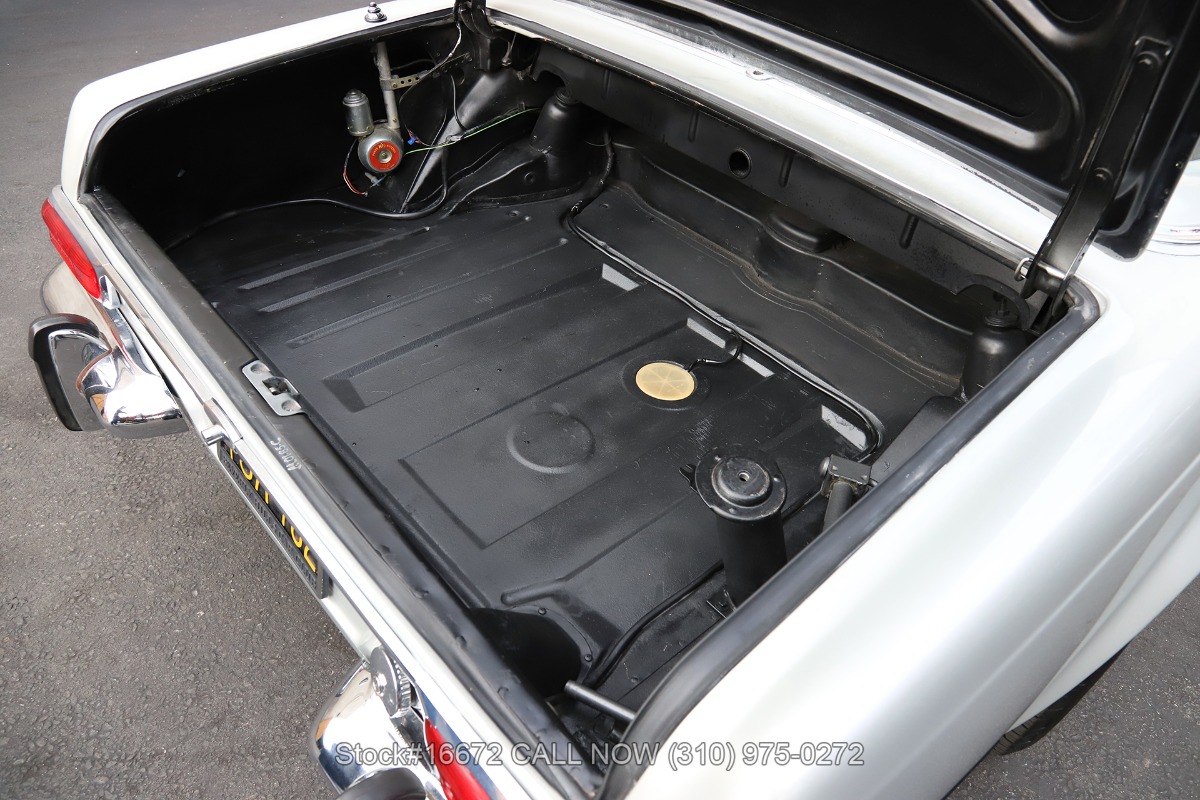 1969 Mercedes-Benz 280SL | Beverly Hills Car Club