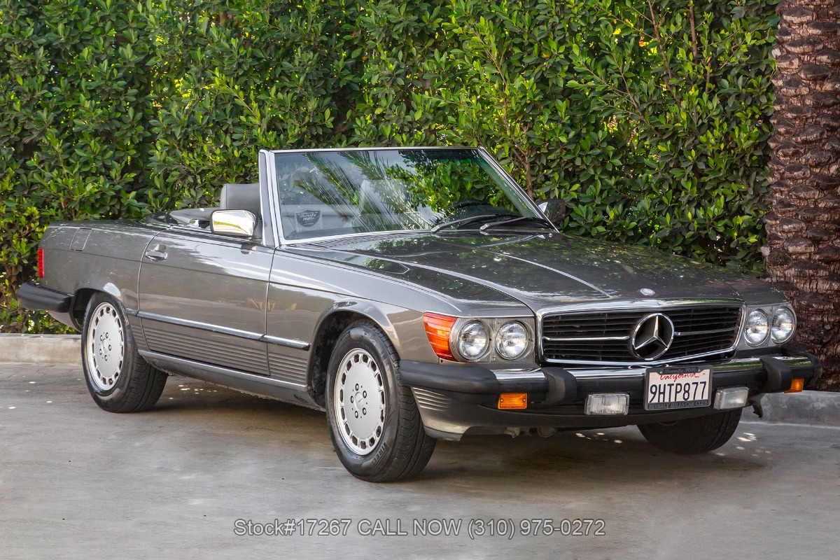 1989 Mercedes-Benz 560SL | Beverly Hills Car Club