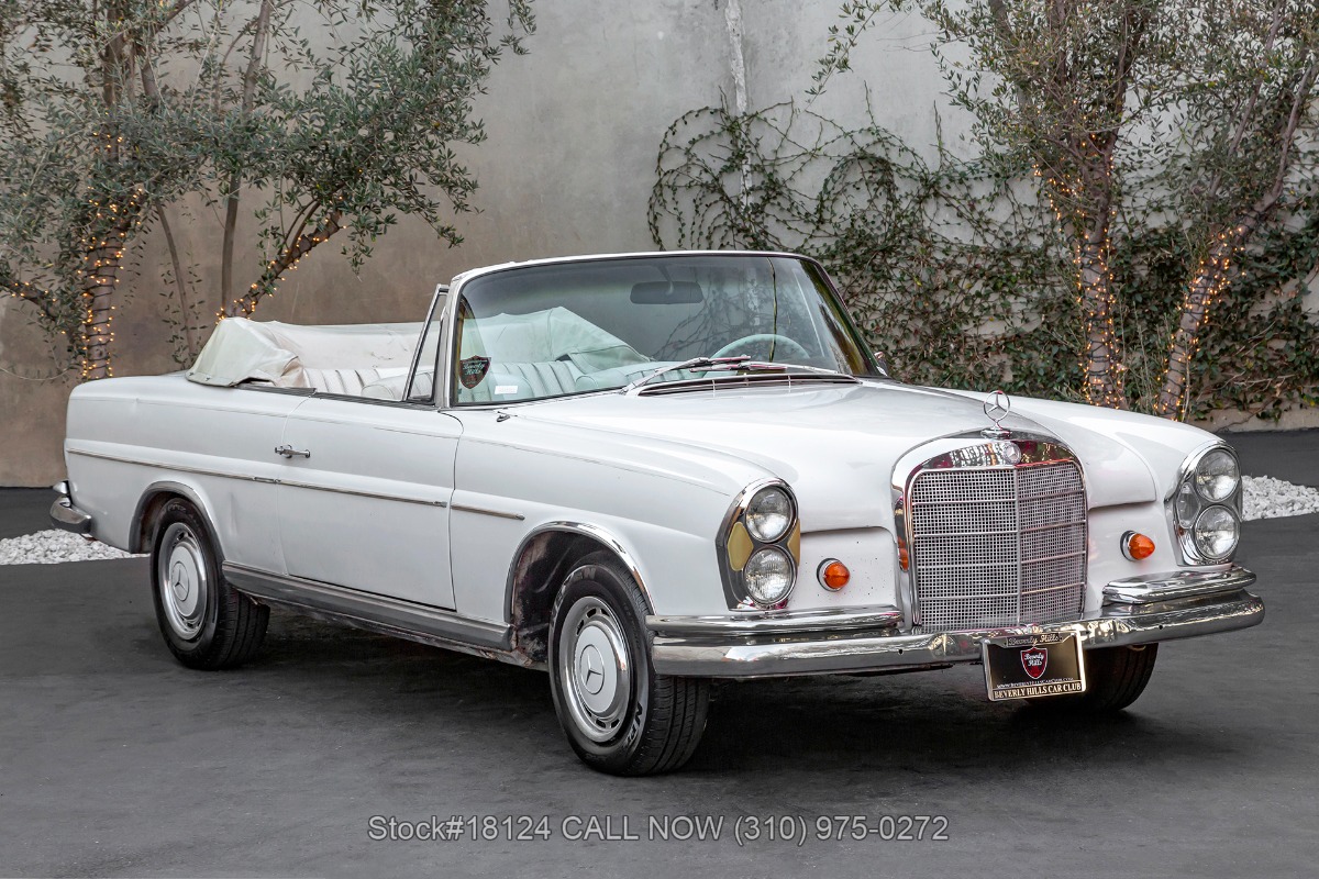 1967 Mercedes-Benz 250SE Cabriolet | Beverly Hills Car Club