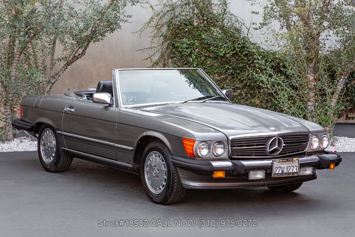 1986 Mercedes-Benz 560SL | Beverly Hills Car Club