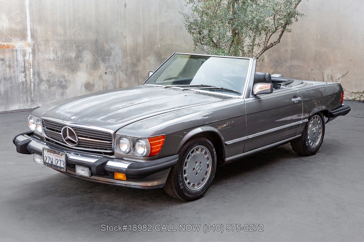 1986 Mercedes-Benz 560SL | Beverly Hills Car Club