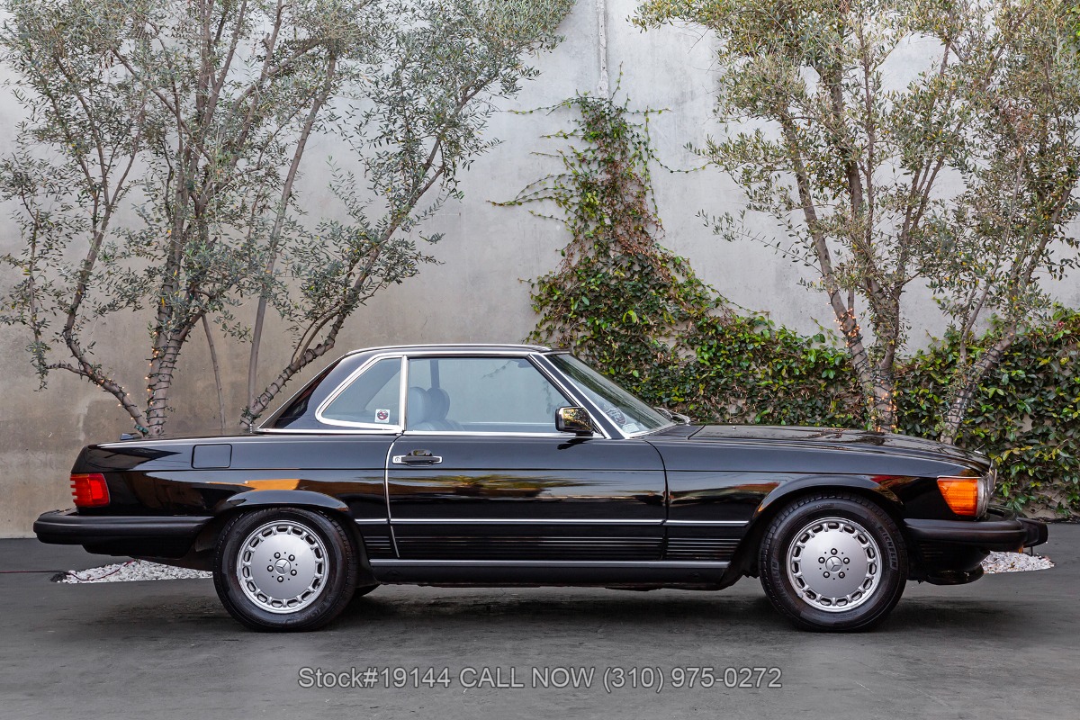 1988 Mercedes-Benz 560SL | Beverly Hills Car Club