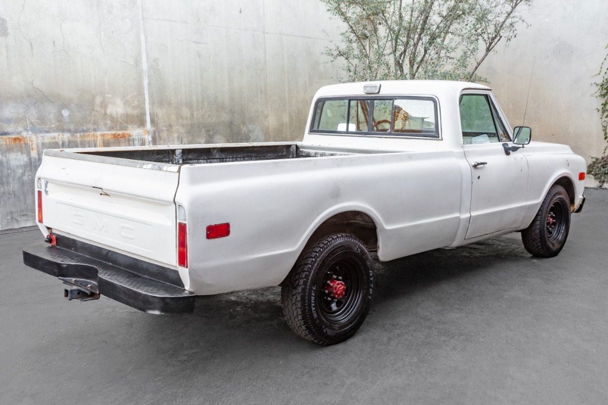 1971 GMC C2500 Custom | Beverly Hills Car Club