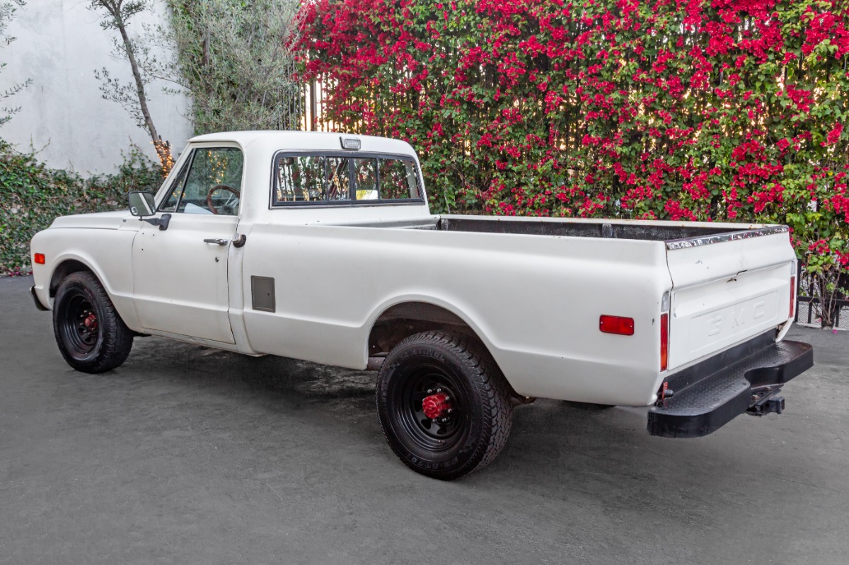 1971 GMC C2500 Custom | Beverly Hills Car Club
