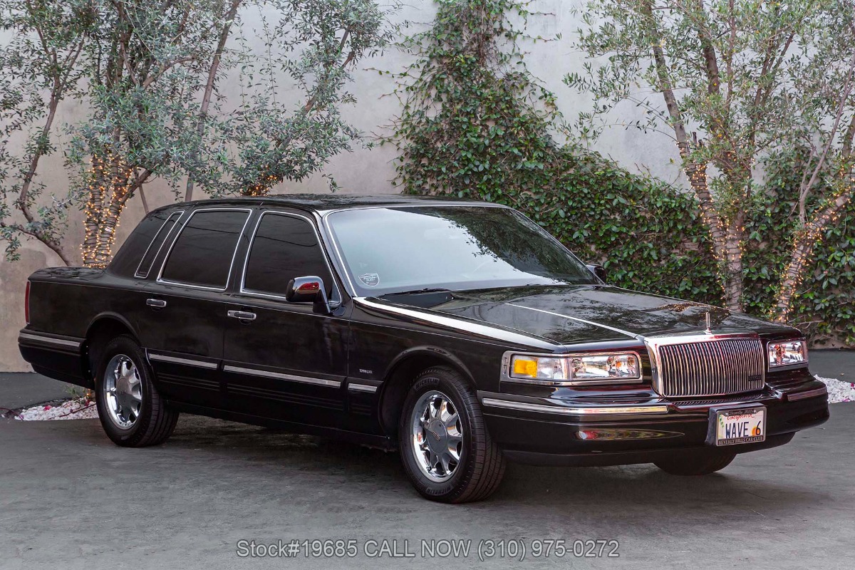 1995 Lincoln Town Car Signature