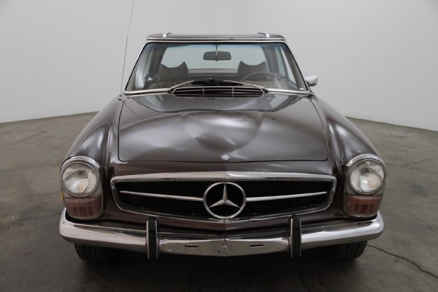 1970 Mercedes-Benz 280SL | Beverly Hills Car Club