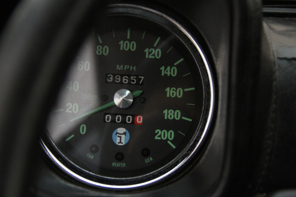 1972 DeTomaso Pantera | Beverly Hills Car Club
