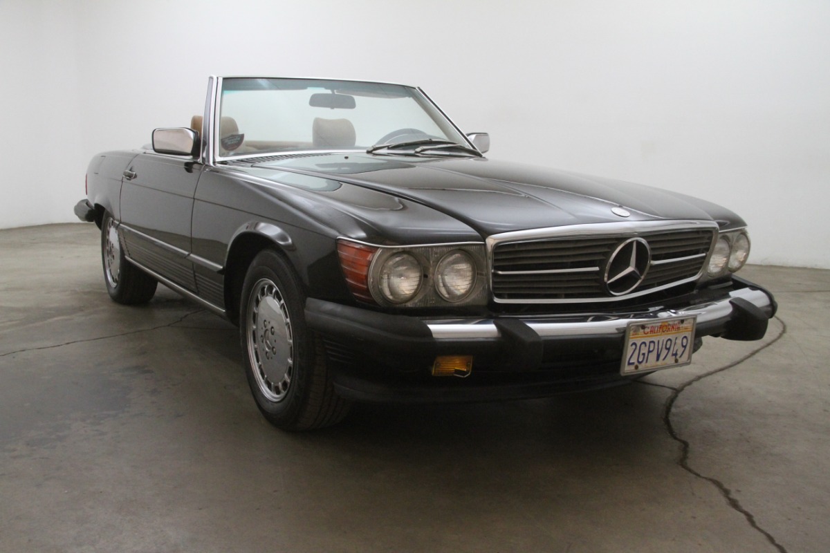 1988 Mercedes-Benz 560SL | Beverly Hills Car Club