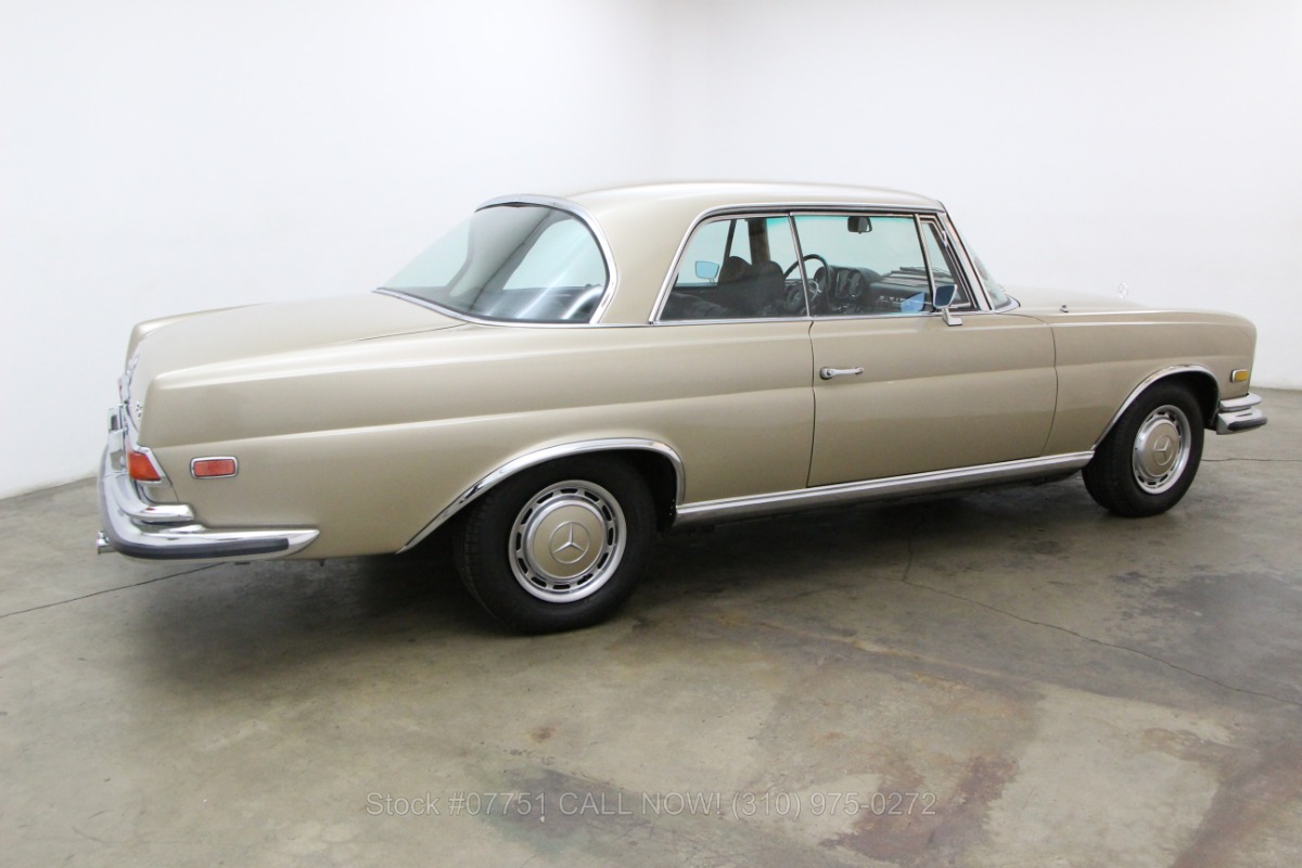 1970 Mercedes-Benz 280SE Sunroof Coupe | Beverly Hills Car Club
