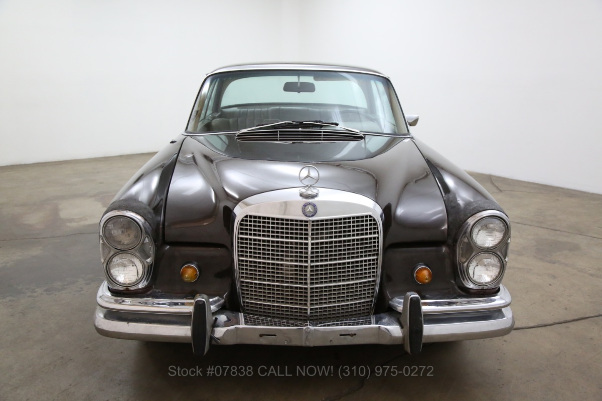 1968 Mercedes-Benz 280SE Coupe | Beverly Hills Car Club