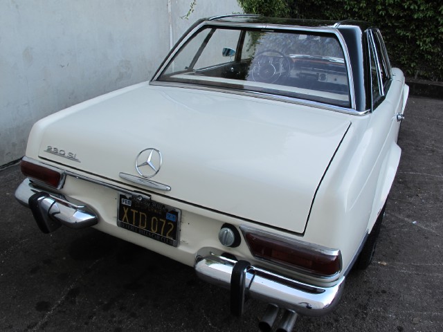 1965 Mercedes-Benz 230SL | Beverly Hills Car Club
