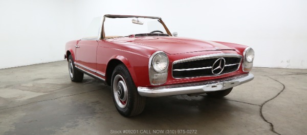 1965 Mercedes-Benz 230SL Pagoda | Beverly Hills Car Club